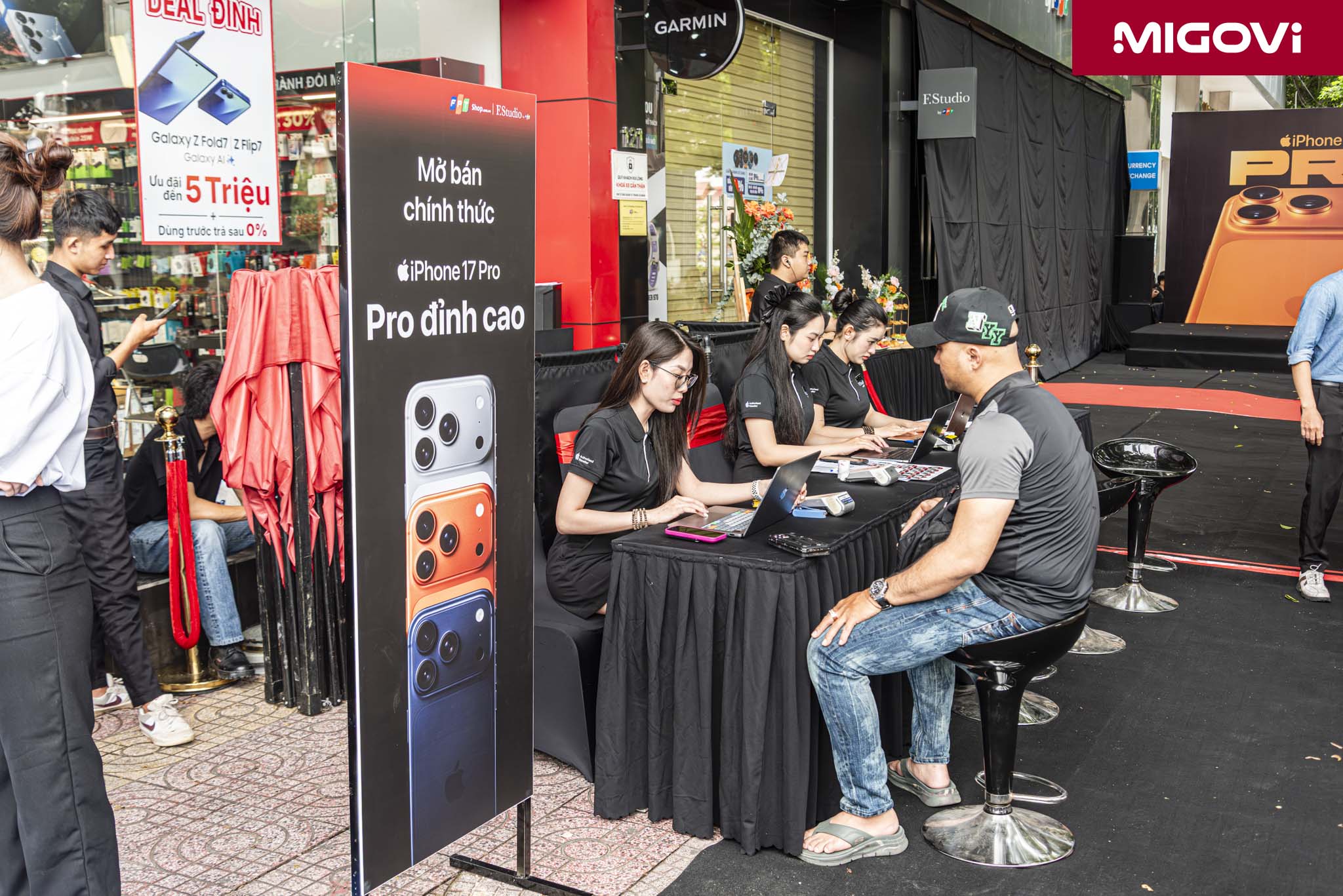 Mở bán iPhone 17 và iPhone Air tại FPT Shop, trợ giá trực tiếp 2.5 ...