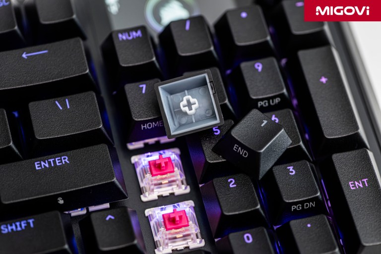CORSAIR VANGUARD 96 review - Mechanical keyboard for every need | migovi