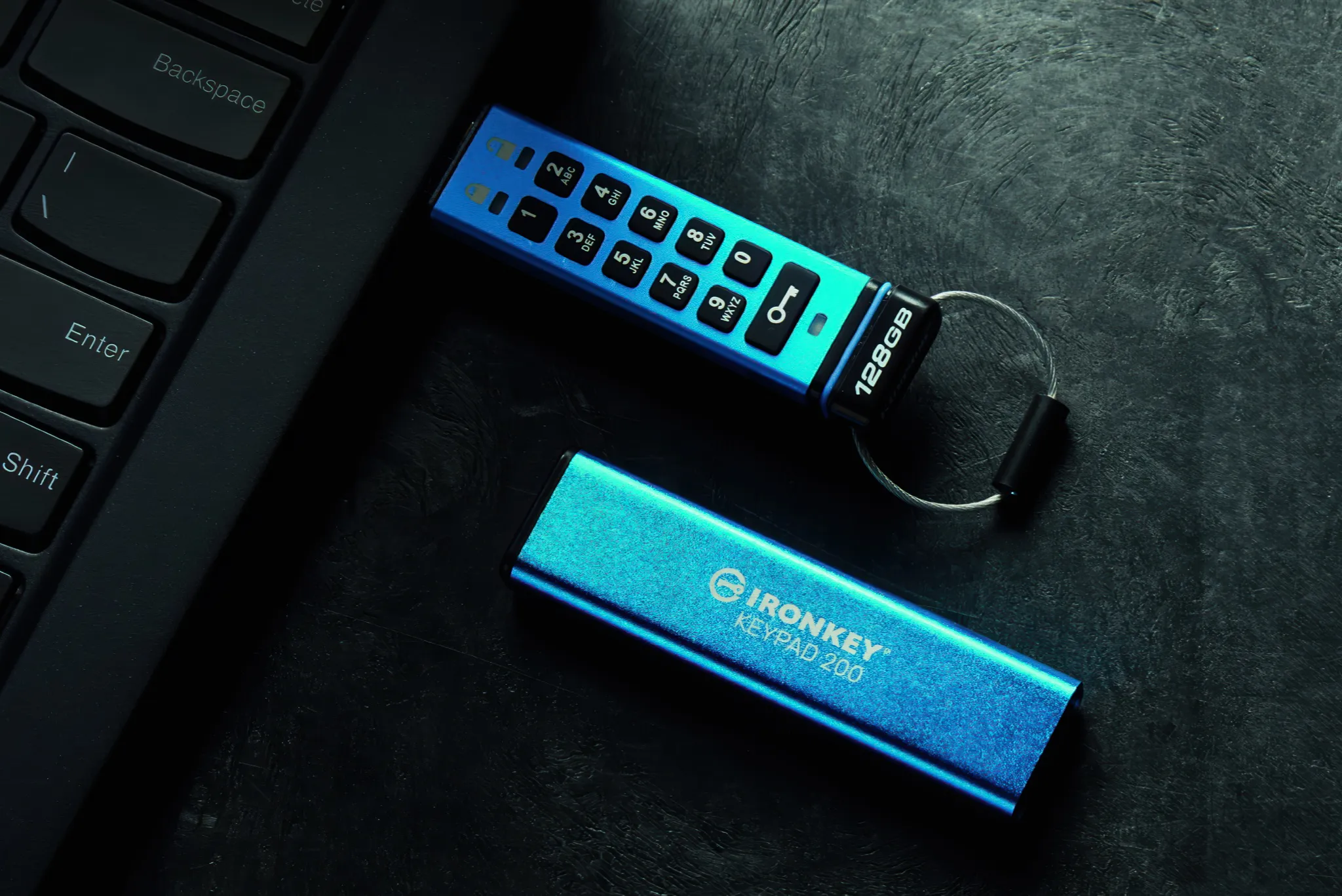 Kingston IronKey Keypad 200 đạt chứng nhận FIPS 140-3 Level 3 | migovi